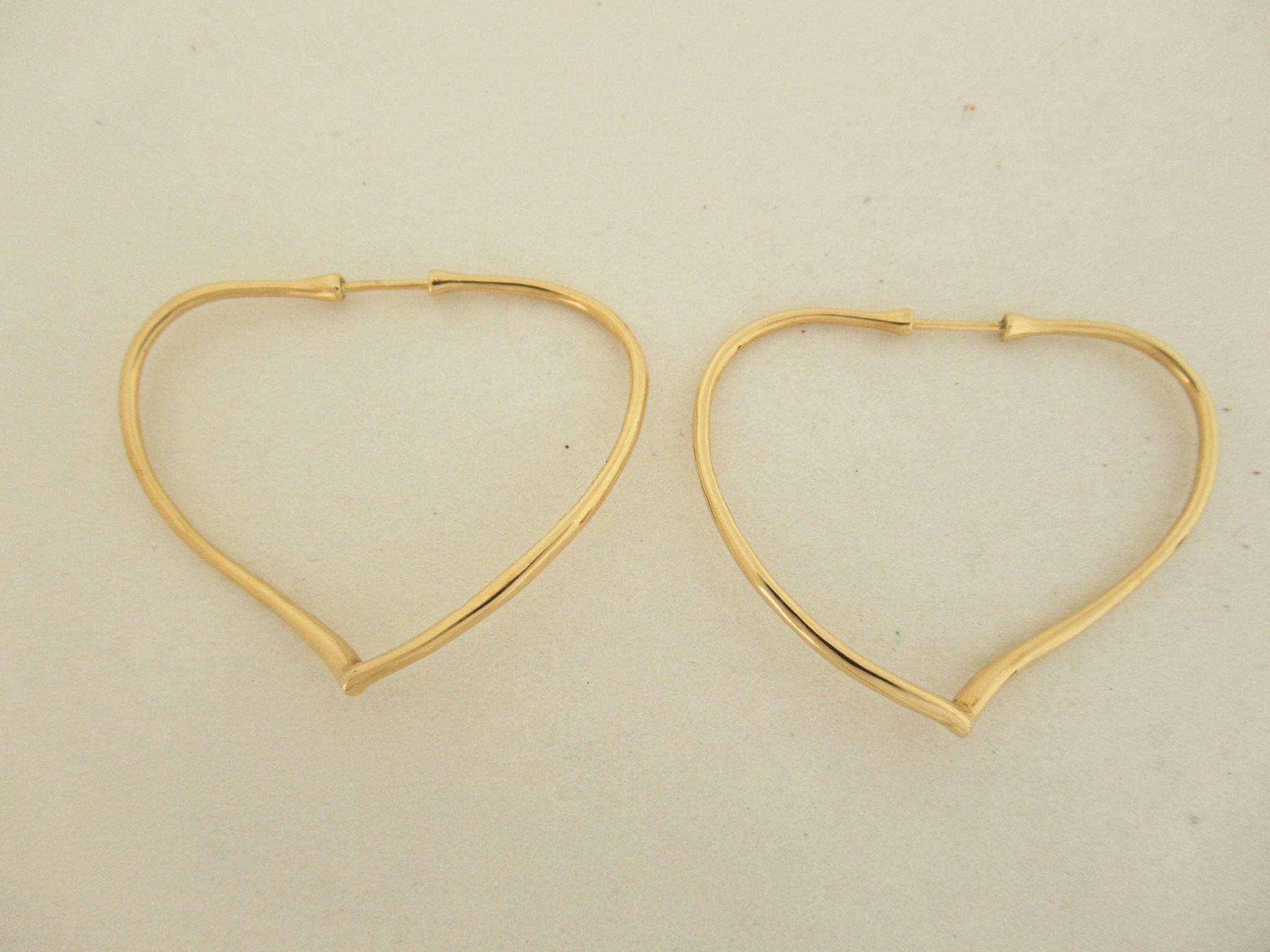 Tiffany&Co. Elsa Peretti Open Heart Hoop Earrings – SONOBE KE